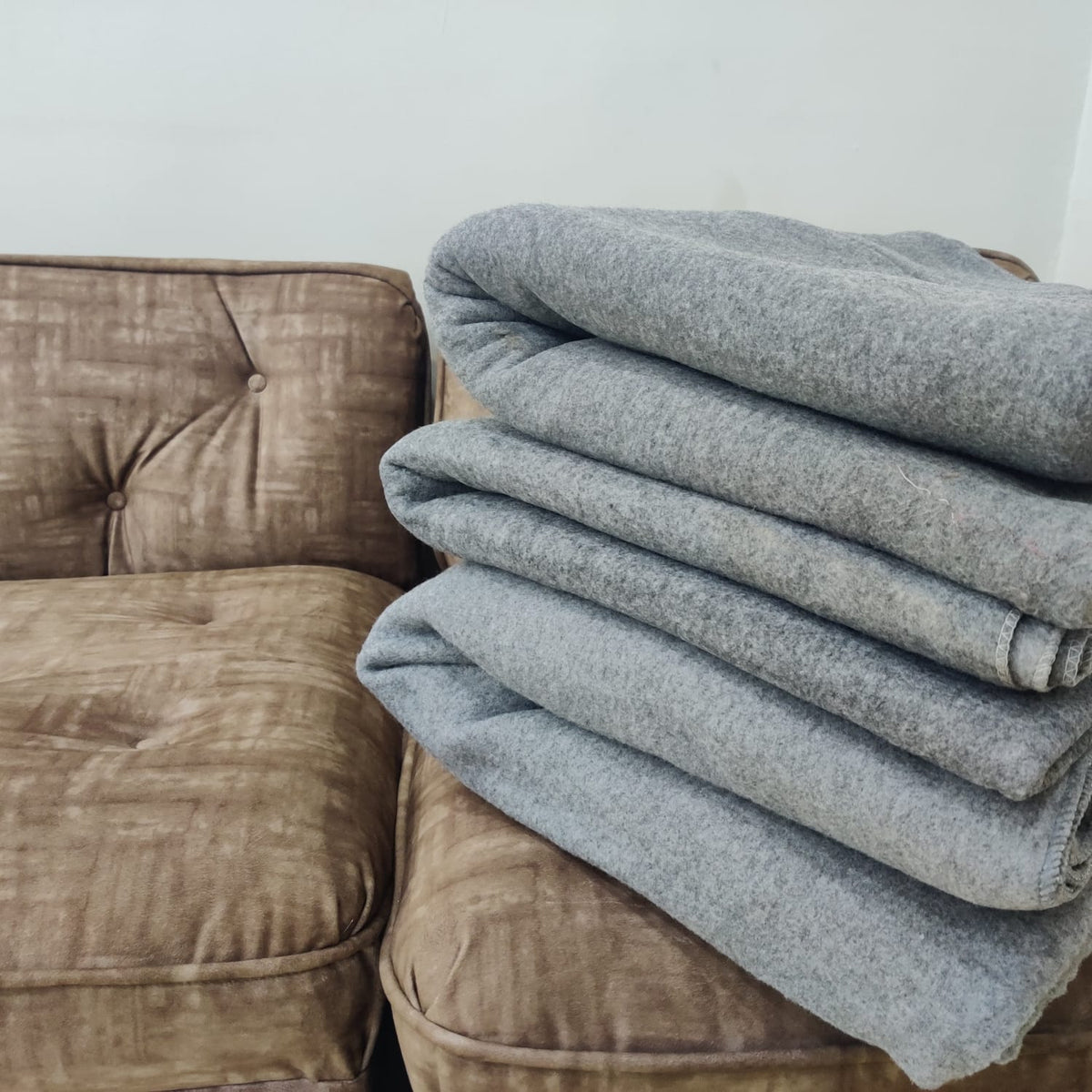 Supply Stock Synthetic Single Bed Blanket-Grey – Plushmink